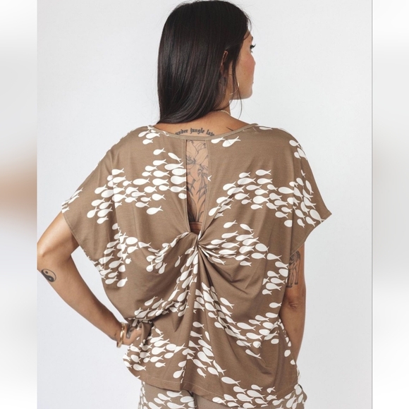 Ava Sky | Tops | Ava Sky Fighting Eel Top Akemi Hazelnut Fish Tan Brown ...